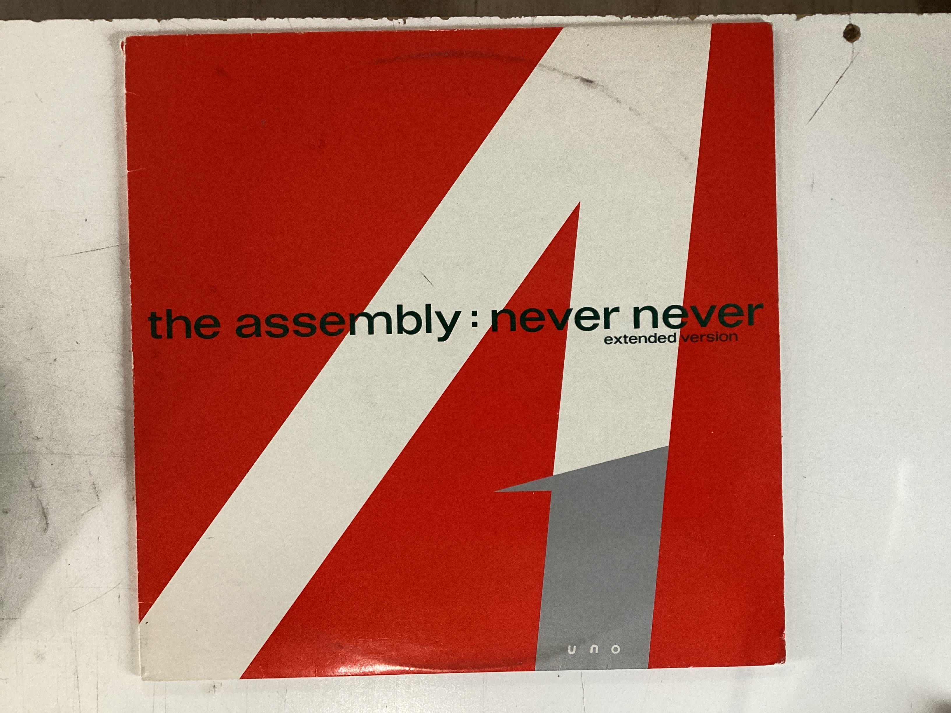 THE ASSEMBLY = NEVER NEVER (UK 1983) (USED) – Legend Records // Ottawa